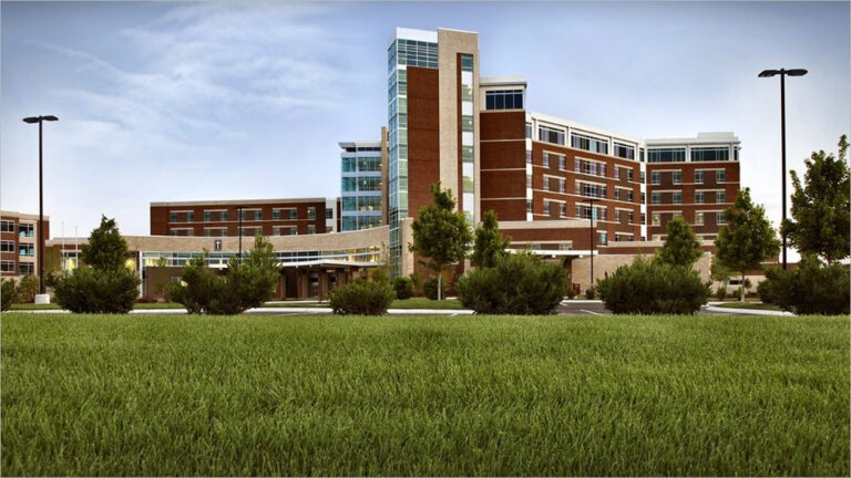 St. Thomas Rutherford Vertical Tower Expansion - Ely Concrete Construction